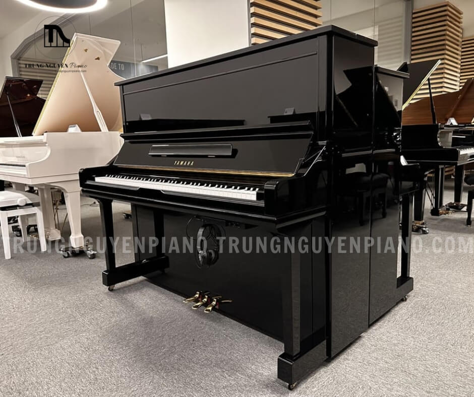 Đàn Piano Yamaha YU3