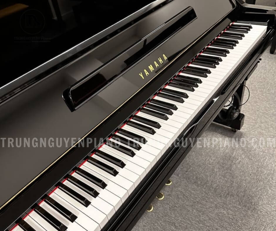 Đàn Piano Yamaha YU3